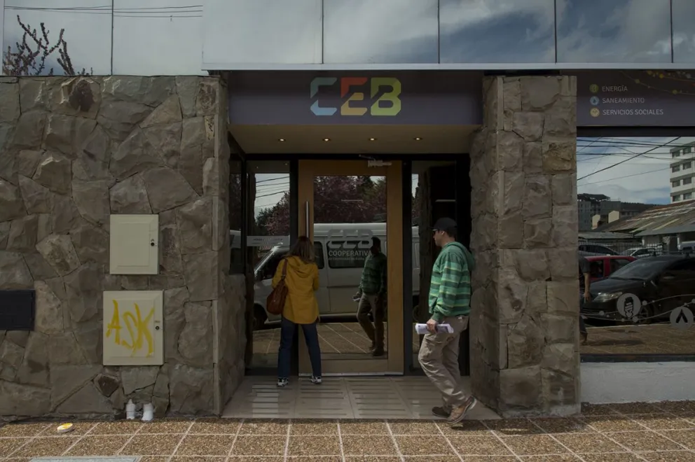 La CEB alerta por nuevos intentos de estafas telefónicas | ANBariloche