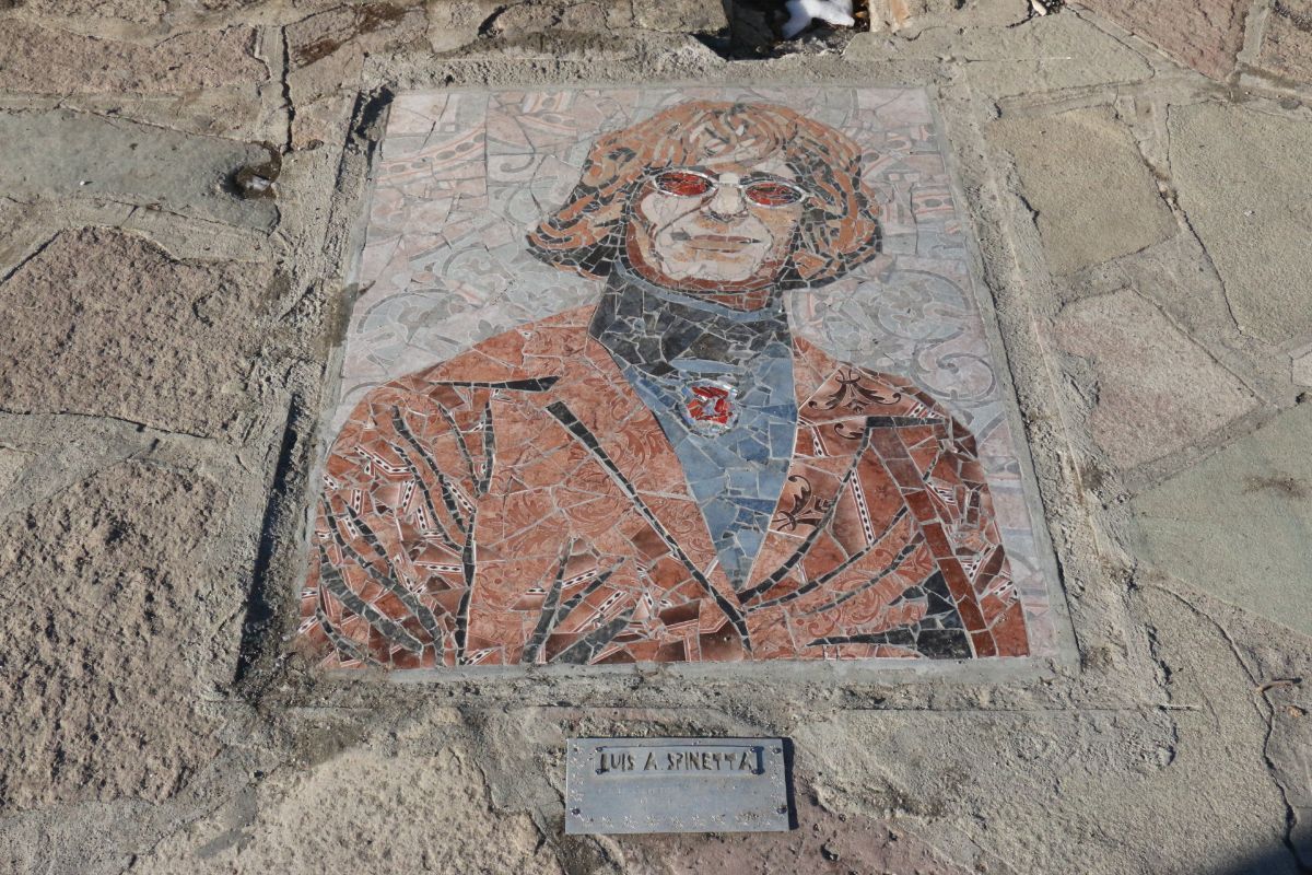 Horacio Ferrari, el hombre de los mil murales | ANB :: Agencia de ...