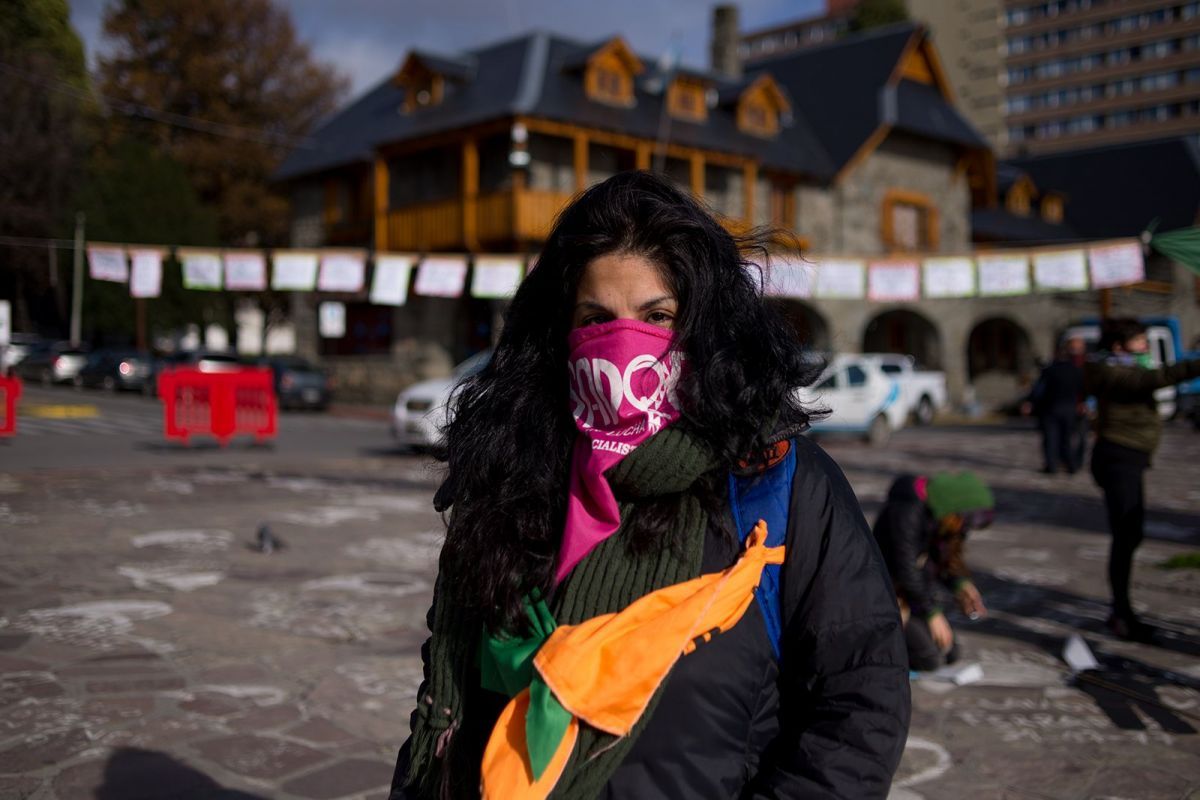 Intervención en el Centro Cívico y activismo en las redes para volver a ...
