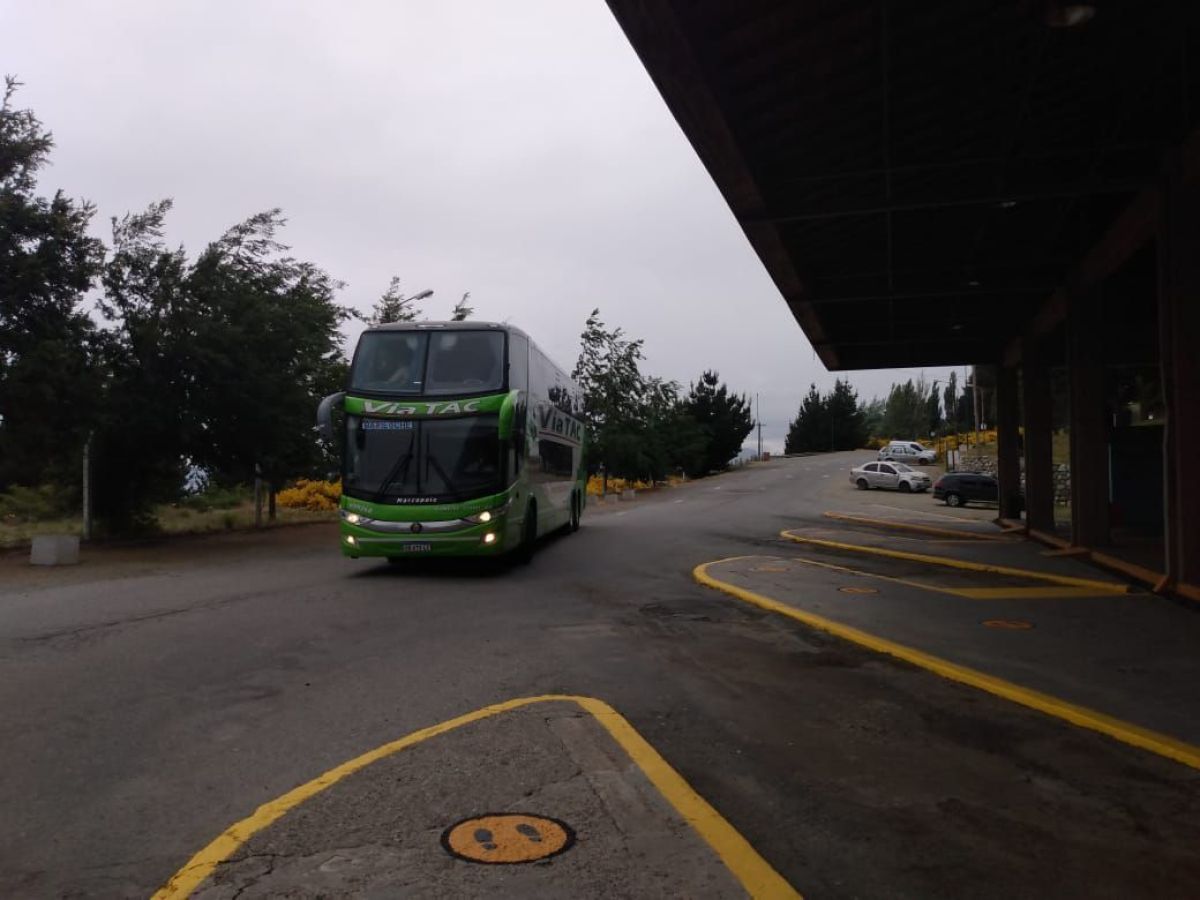 De Buenos Aires a Bariloche: Llegó el primer micro de larga distancia ...